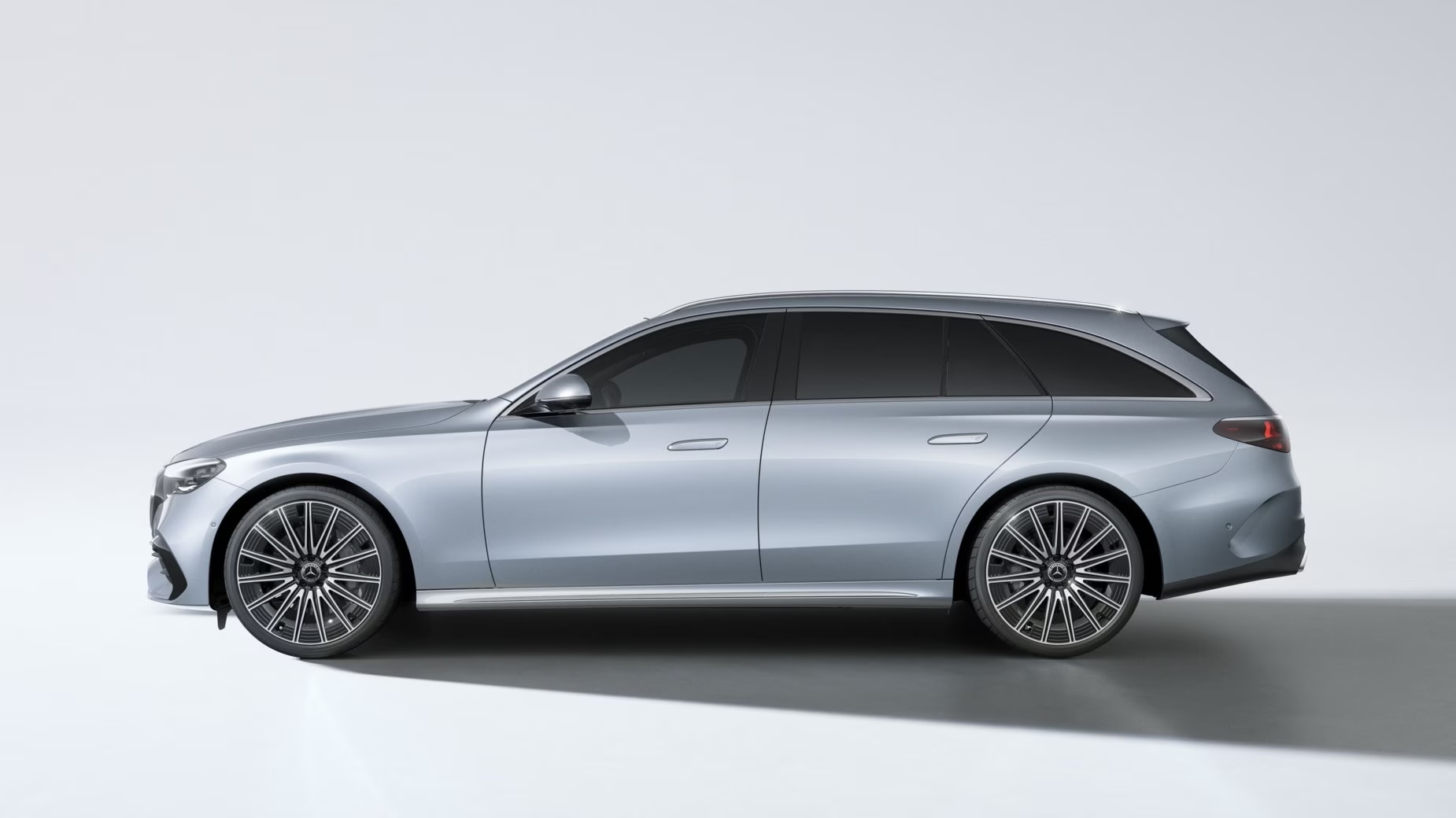 Nouvelle Mercedes-Benz Classe E Break : L’Élégance Au Quotidien - ICON-ICON